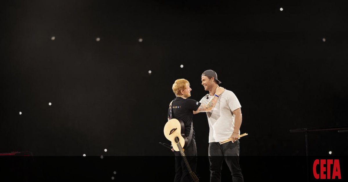 Крис Хемсуърт изненада 70 000 фенове на Ед Шийрън в Румъния - Новини СЕГА