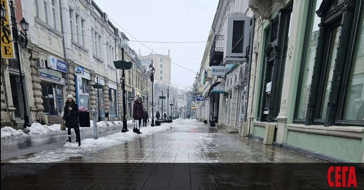 "Ледена епоха" в Русе – градът е непроходим - Новини СЕГА